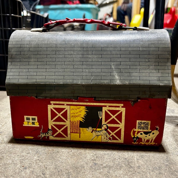 Vintage Lunch Box - Etsy