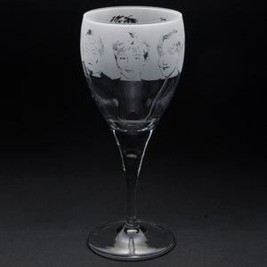 BTS Crystal Wine Glass Engraved Gift Present - Etsy