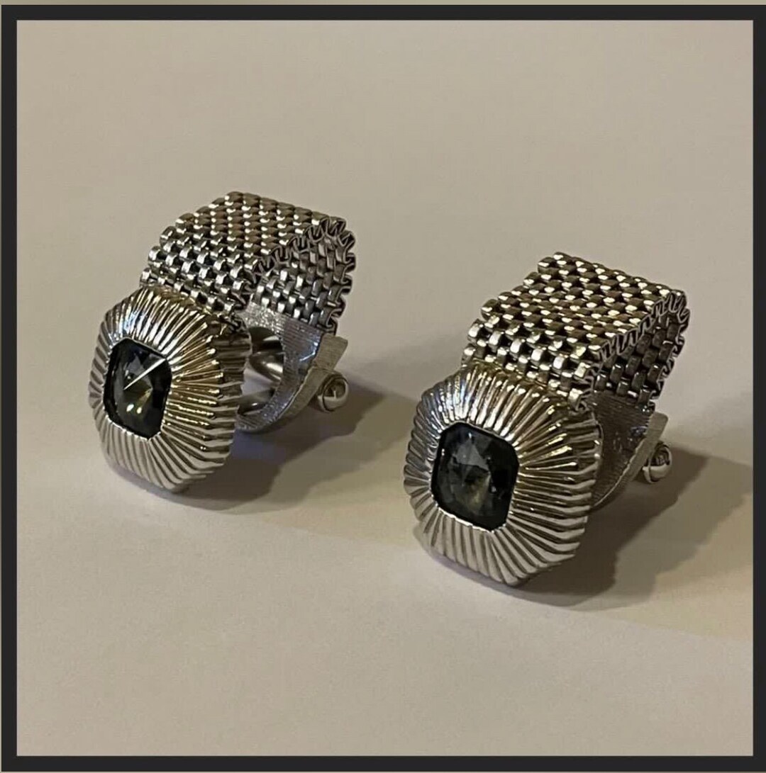 Vintage SWANK Wraparound Cuff Links in Excellent Condition - Etsy
