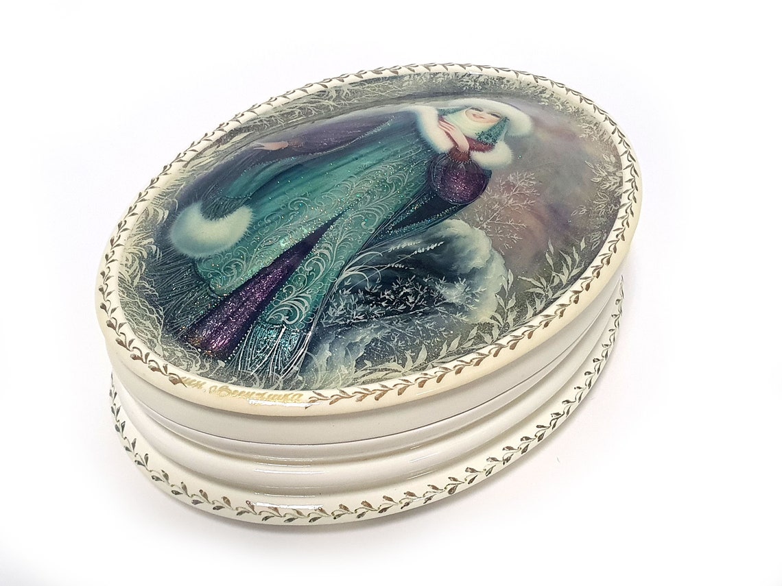 Unique Casket Made of Mother of Pearl Shell. winter Hand Painted ...