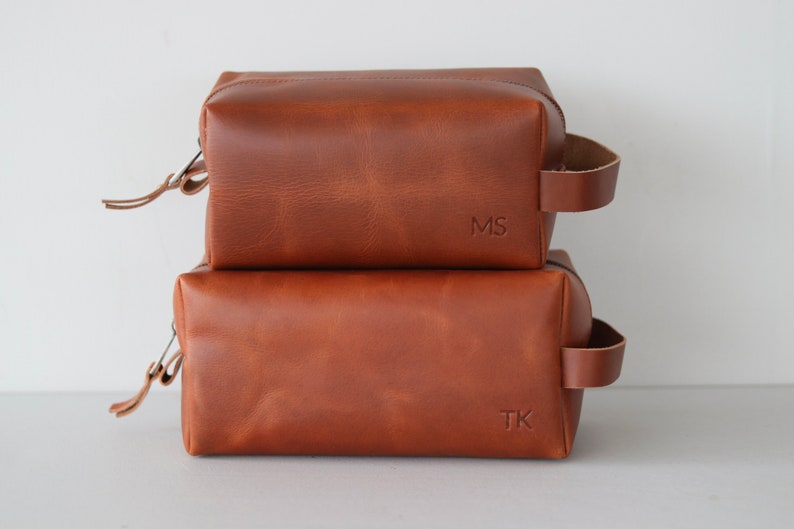 Handmade Leather Customized Dopp Kit for Groomsmen on Wedding Day ...