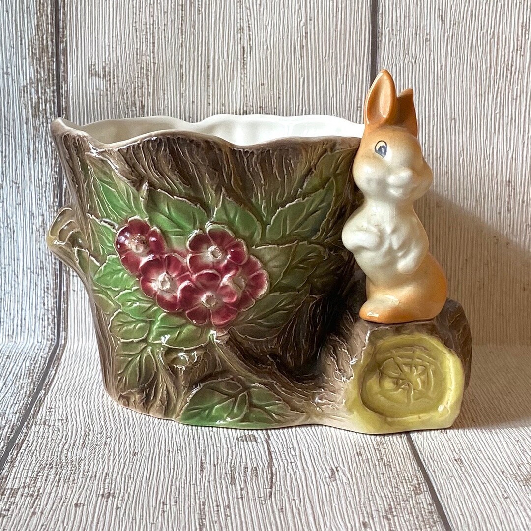 Vintage 1960s Kitsch Hornsea Fauna Royal Rabbit Tree Stump Planter Pot ...