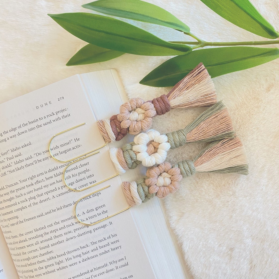Macrame Bookmark //paperclip//teacher Gift//paper Clip//bookmark//boho ...