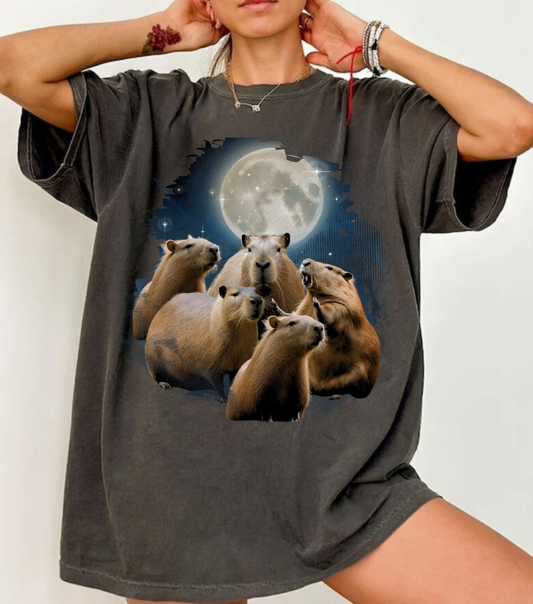 Capybara Howling at the Moon T-shirt Sweatshirt, Capybara Gift Shirt ...