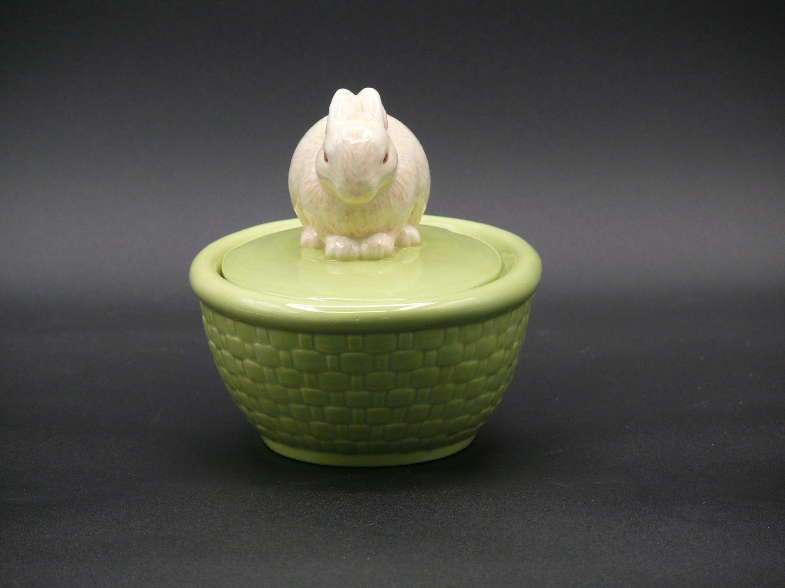 Easter Bunny Trinket Box, Lidded Green Box With Bunny, Ceramic Bunny ...