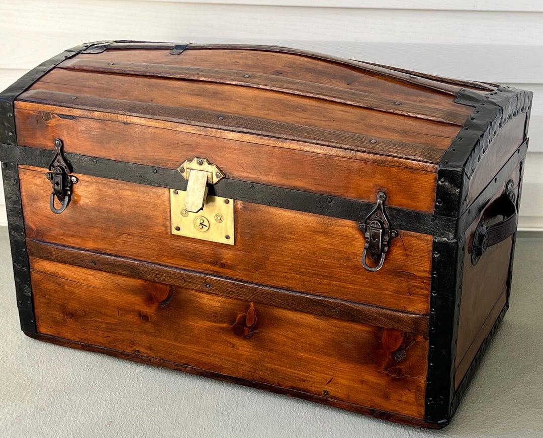 Medium Humpback Steamer Trunk - Etsy