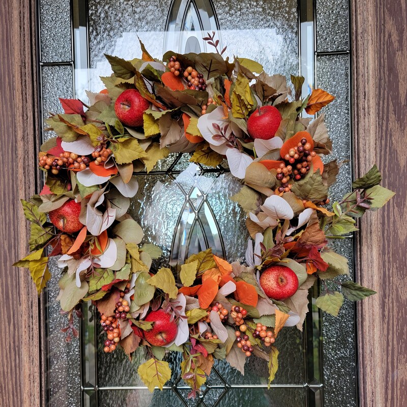 Apple Door Hanger - Etsy