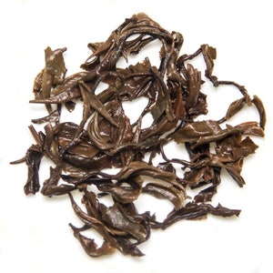 Premium Hand Rolled Organic Black Ilam Tea by Muni Tea - Etsy