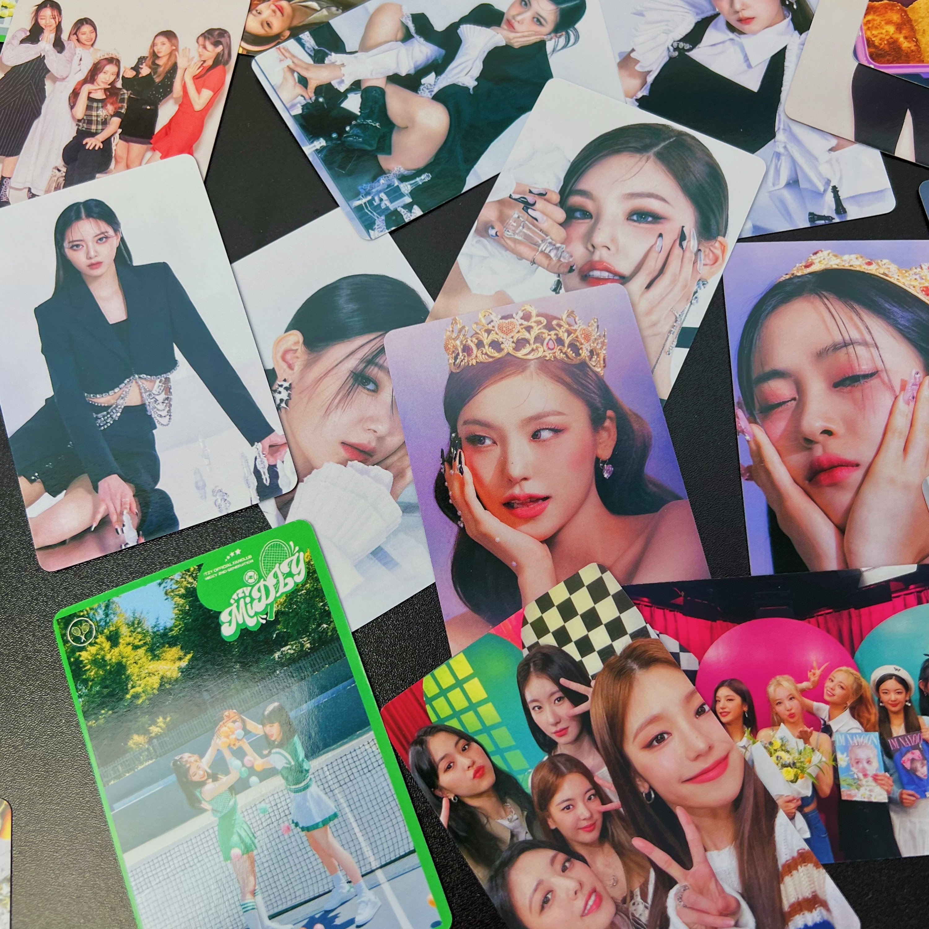 ITZY PHOTOCARDS 55 Assorted ITZY Checkmate Album Photocards - Etsy Canada
