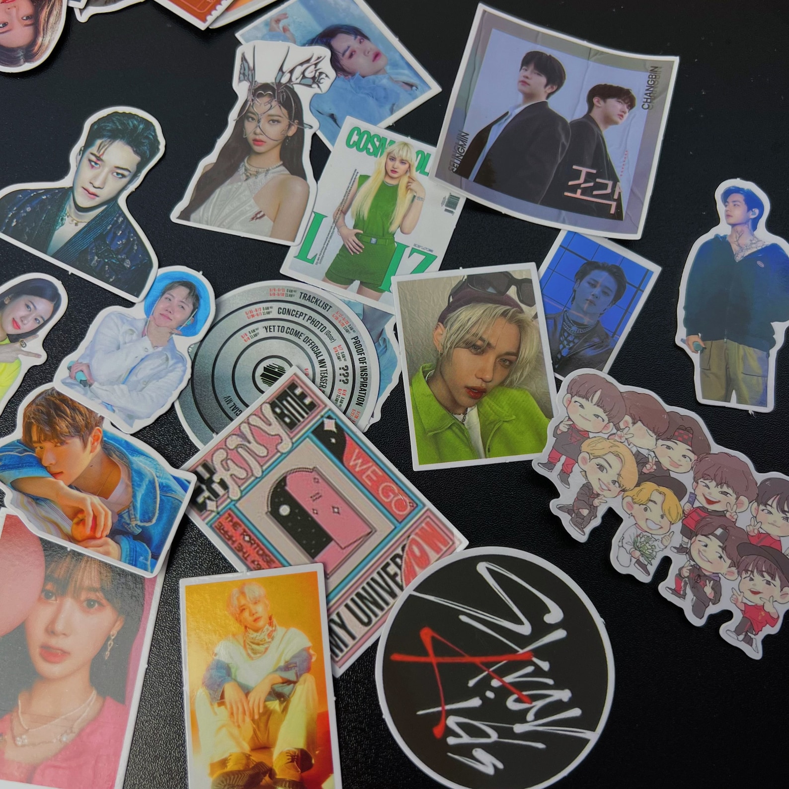 KPOP STICKERS KPOP Sticker Mix 25/50/75/100 Random Kpop - Etsy