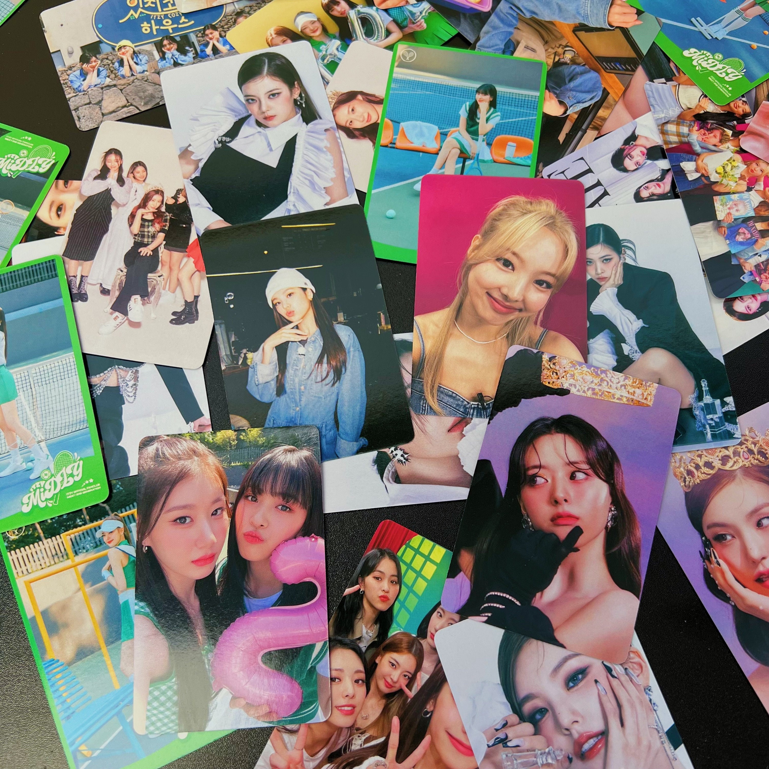 ITZY PHOTOCARDS 55 Assorted ITZY Checkmate Album Photocards - Etsy ...