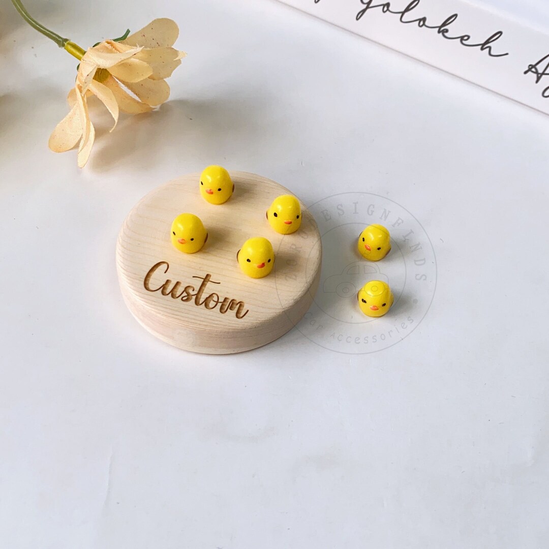 6 Stück Mini Huhn Auto Figur mit Palette, Winziges Huhn Auto Dekor ...