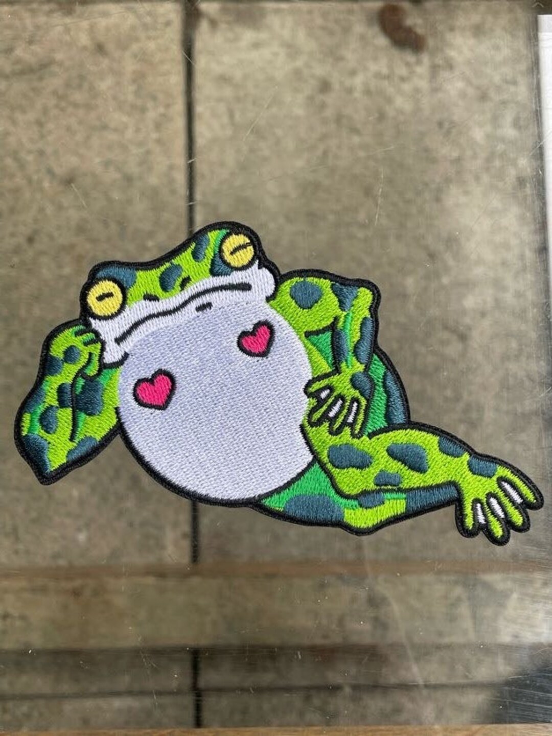 Sassy Frog Heart Shape Nips Iron on Patch Funny Adorable Meme Gift Sexy ...
