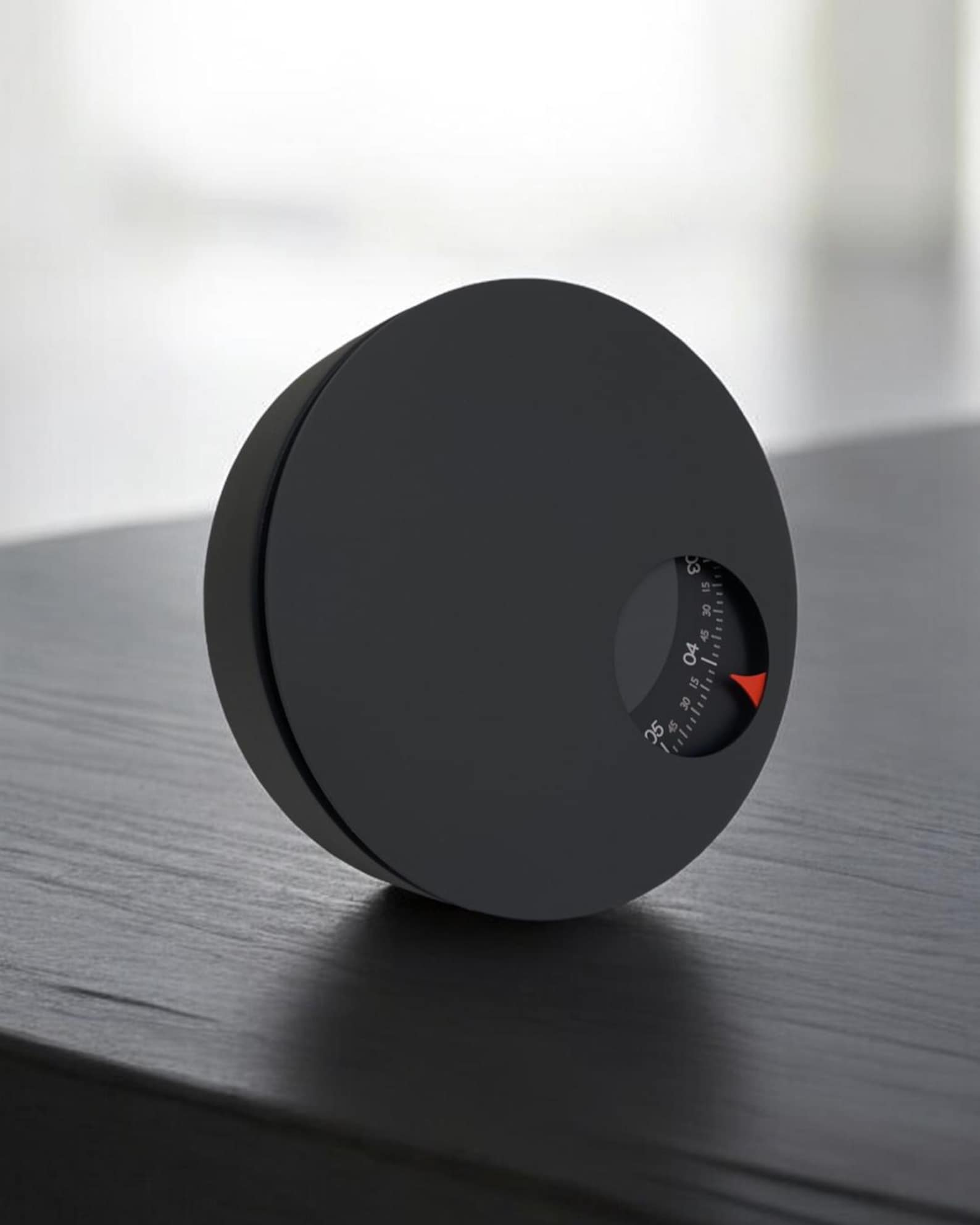 Desk Clock, Modern and Unique Sporty Design Modern Minimalist Desk ...