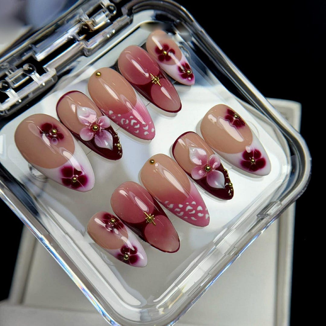 Ombre Purple Flowers Press-on Nails, Elegent French Tips Y2k Almond ...