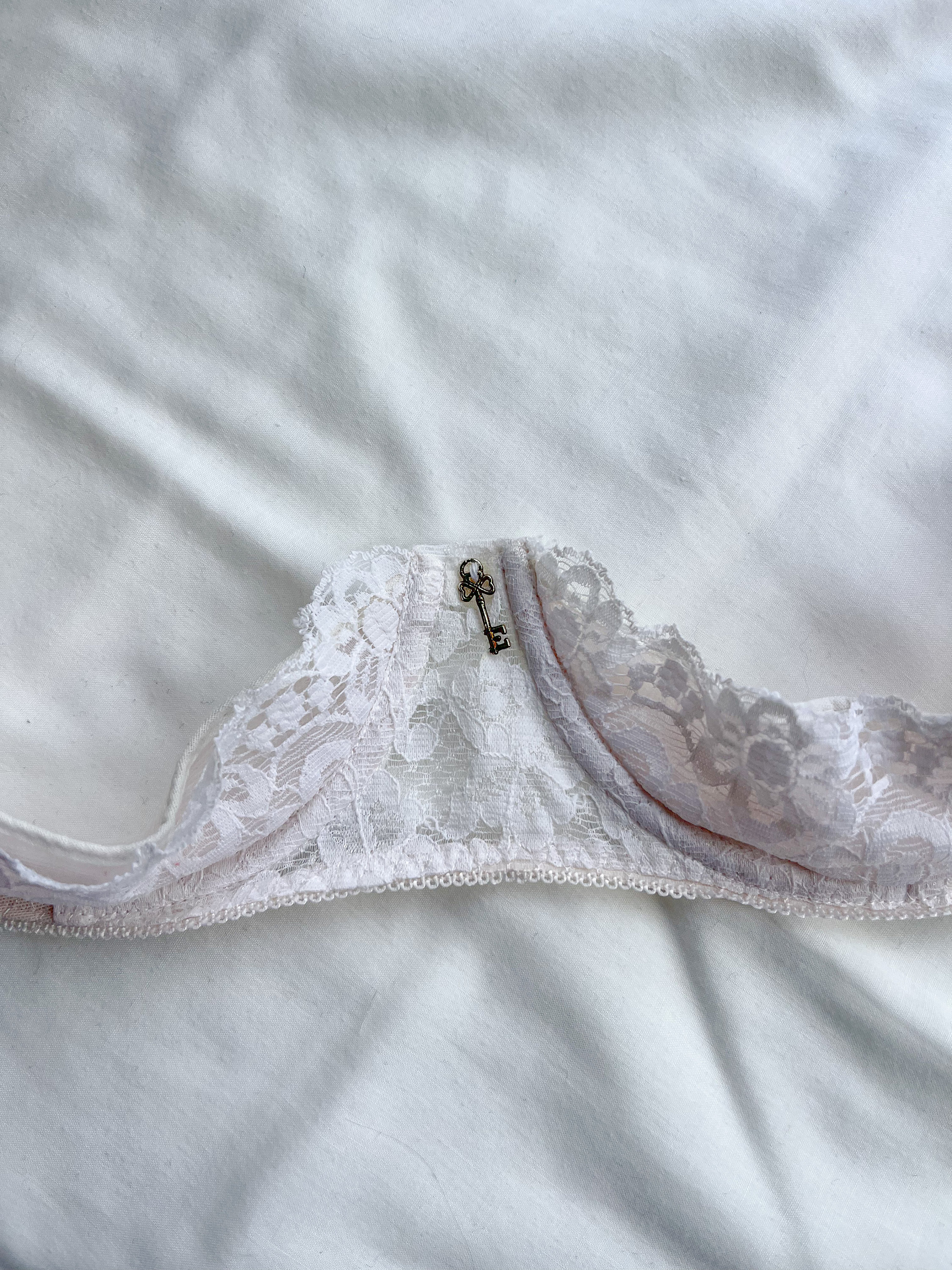Vintage 80s Escora White Lace Shelf Bra, Half Bra, Demi Cup Bra - Etsy