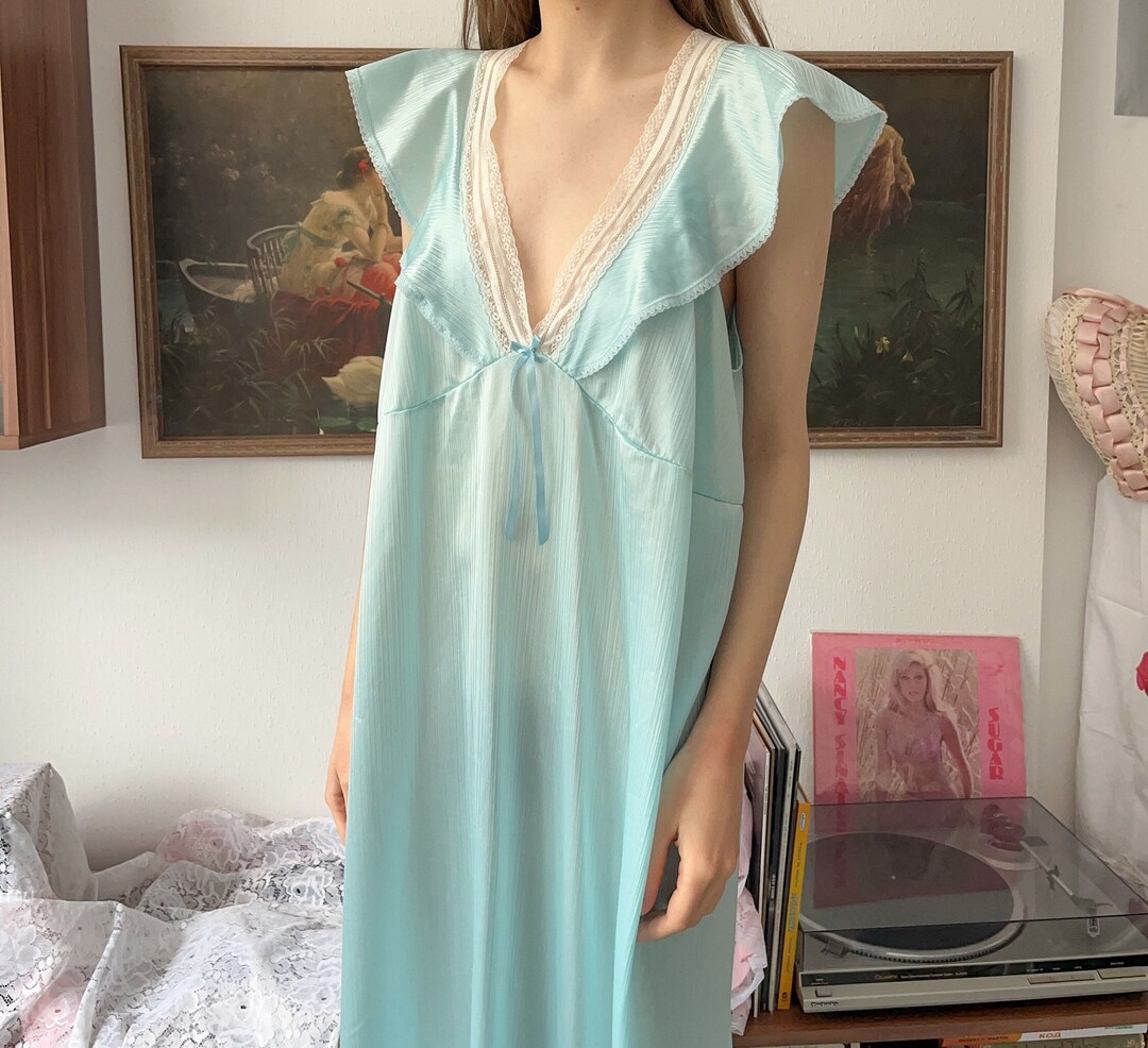 Vintage 1970s Pippa Dee Blue Satin Lace Nylon Maxi Nightgown With Bow ...