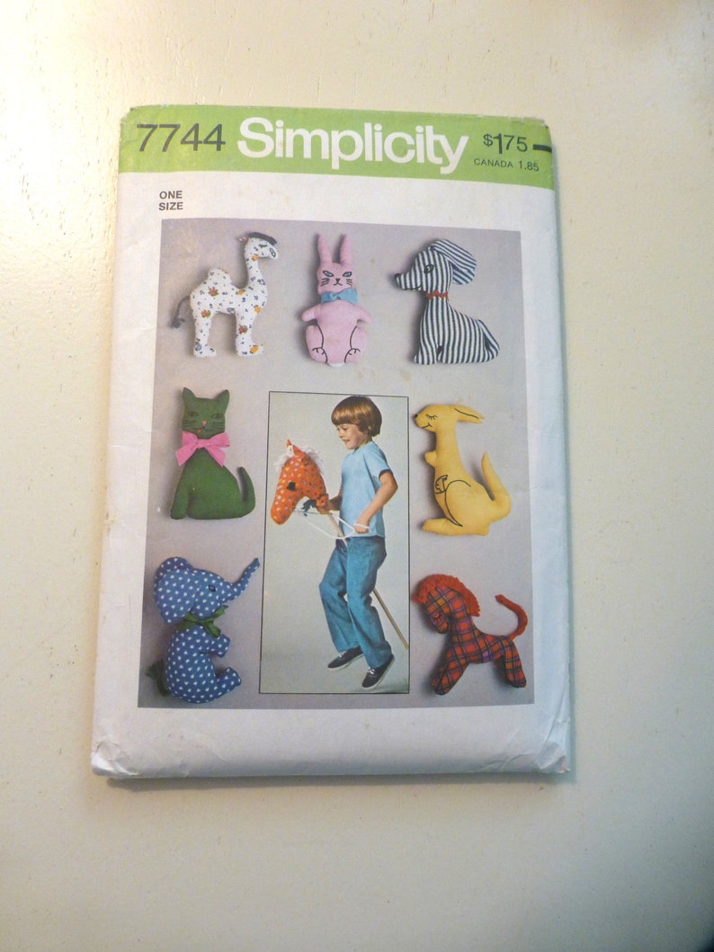 Simplicity Sewing Pattern 7744, Vintage 1976, 7 Different Stuffed Toys ...