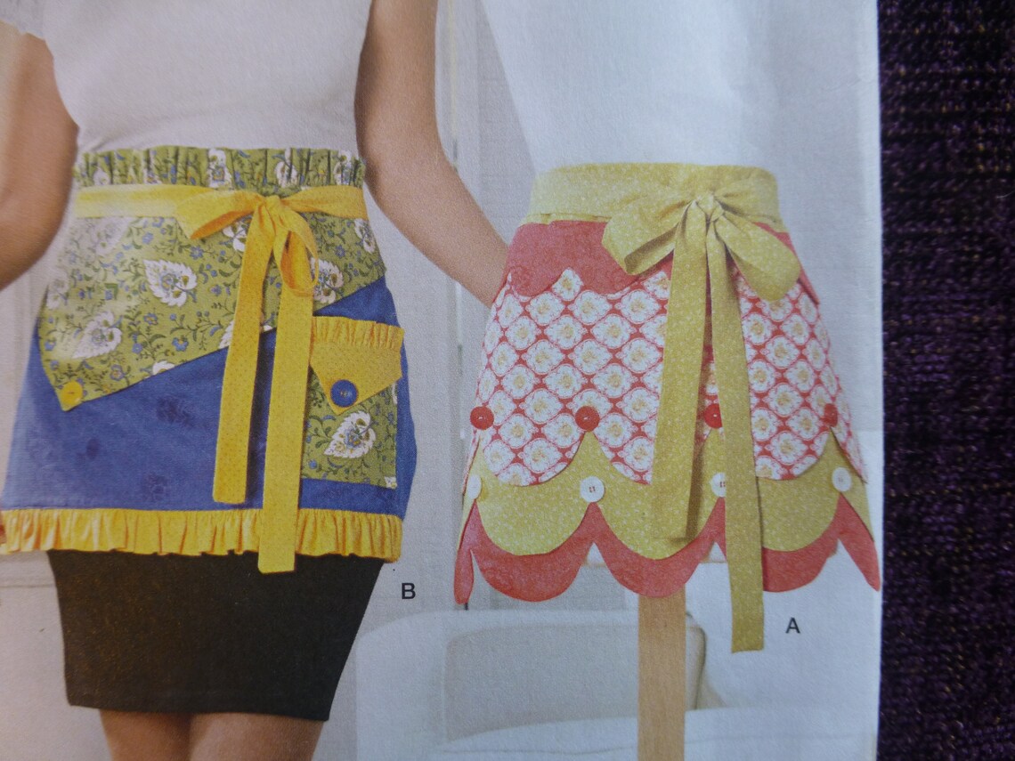 Simplicity Sewing Pattern 2161, Uncut FF, Half Aprons Pleated ...