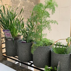 120cm Wall Mounted Metal Window Box Planter | Contemporary Straight Bar ...