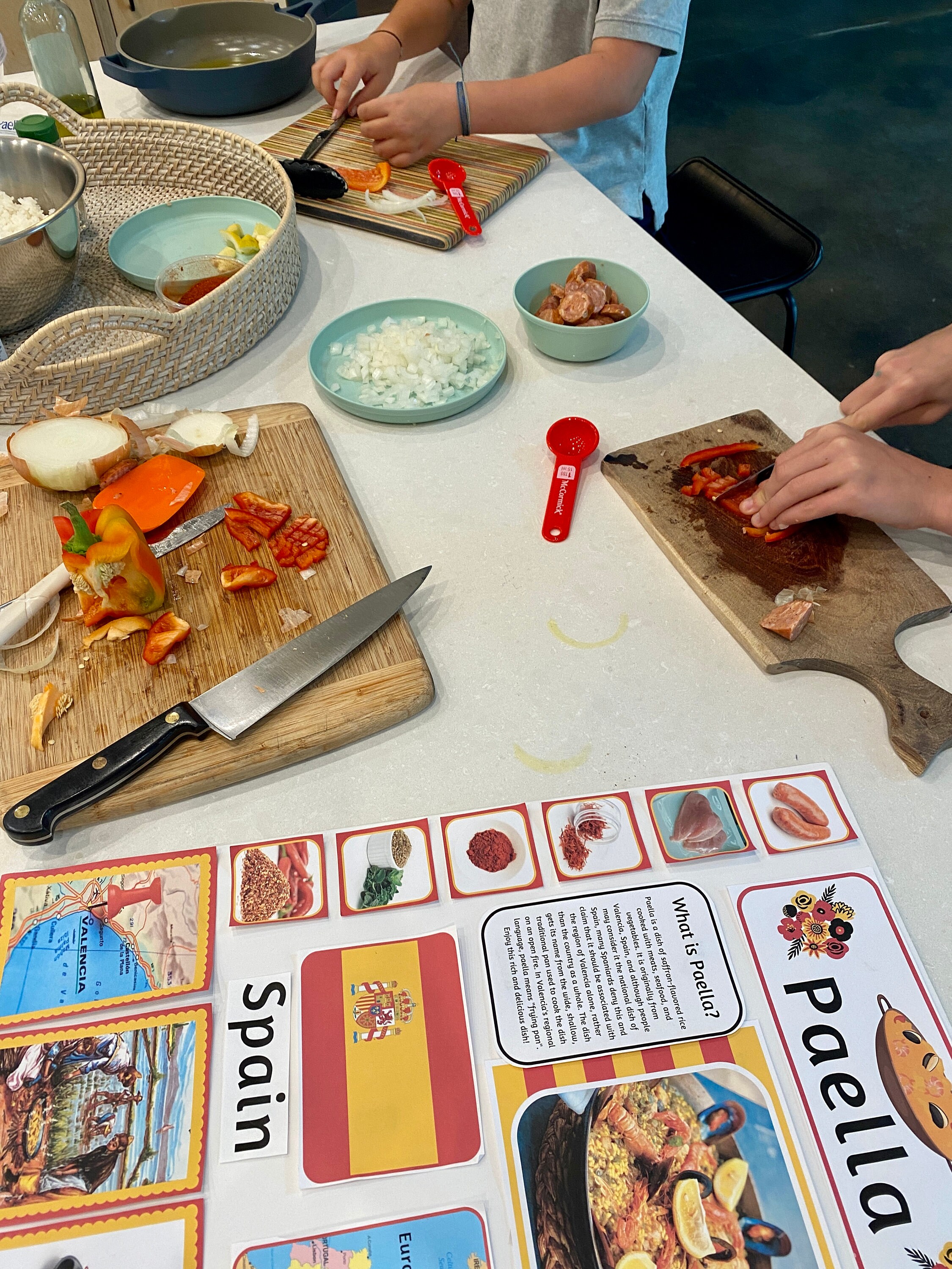 Paella Cooking Unit / Spain Unit Study / Spain Cooking / Spain Recipes ...