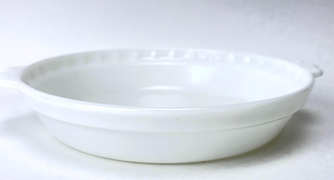 Vintage Pyrex Pie Plate White Opal Ware Restaurant Style - Etsy