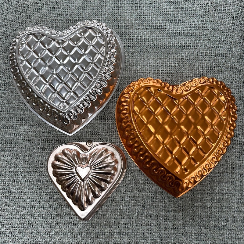 Vintage Metal Heart Mold - Etsy UK