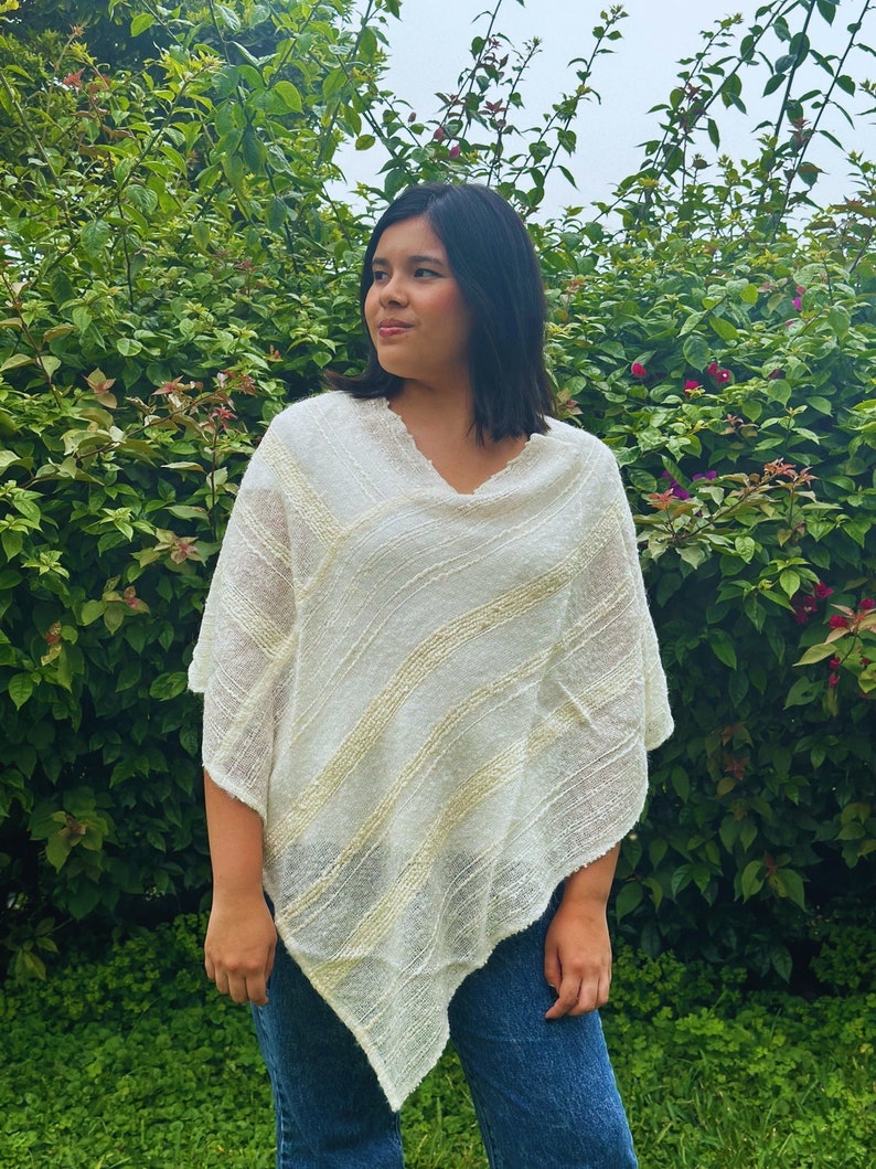 100% Baby Alpaca Poncho Luxury Peruvian Handmade Soft Poncho for Women - Etsy