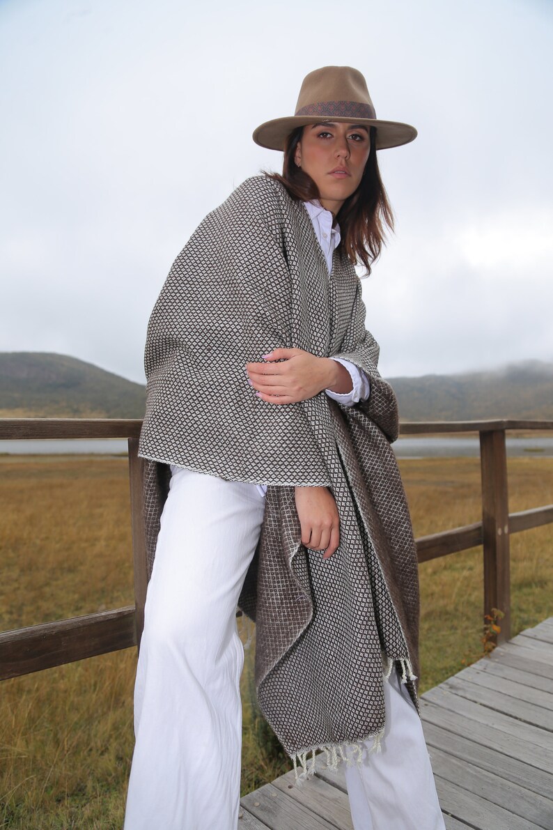 Heavy Poncho 100% Wool, Ruana for Men and Women Perfect for Winter - Etsy
