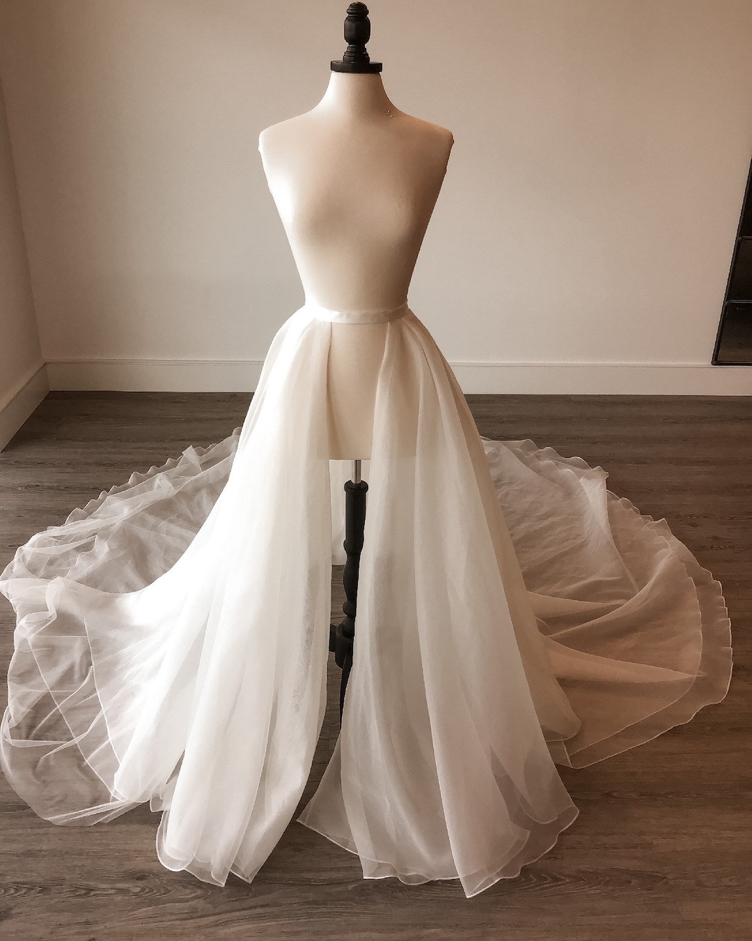 Detachable Wedding Tulle Overskirt Bridal Tulle Overskirt Wedding Skirt ...