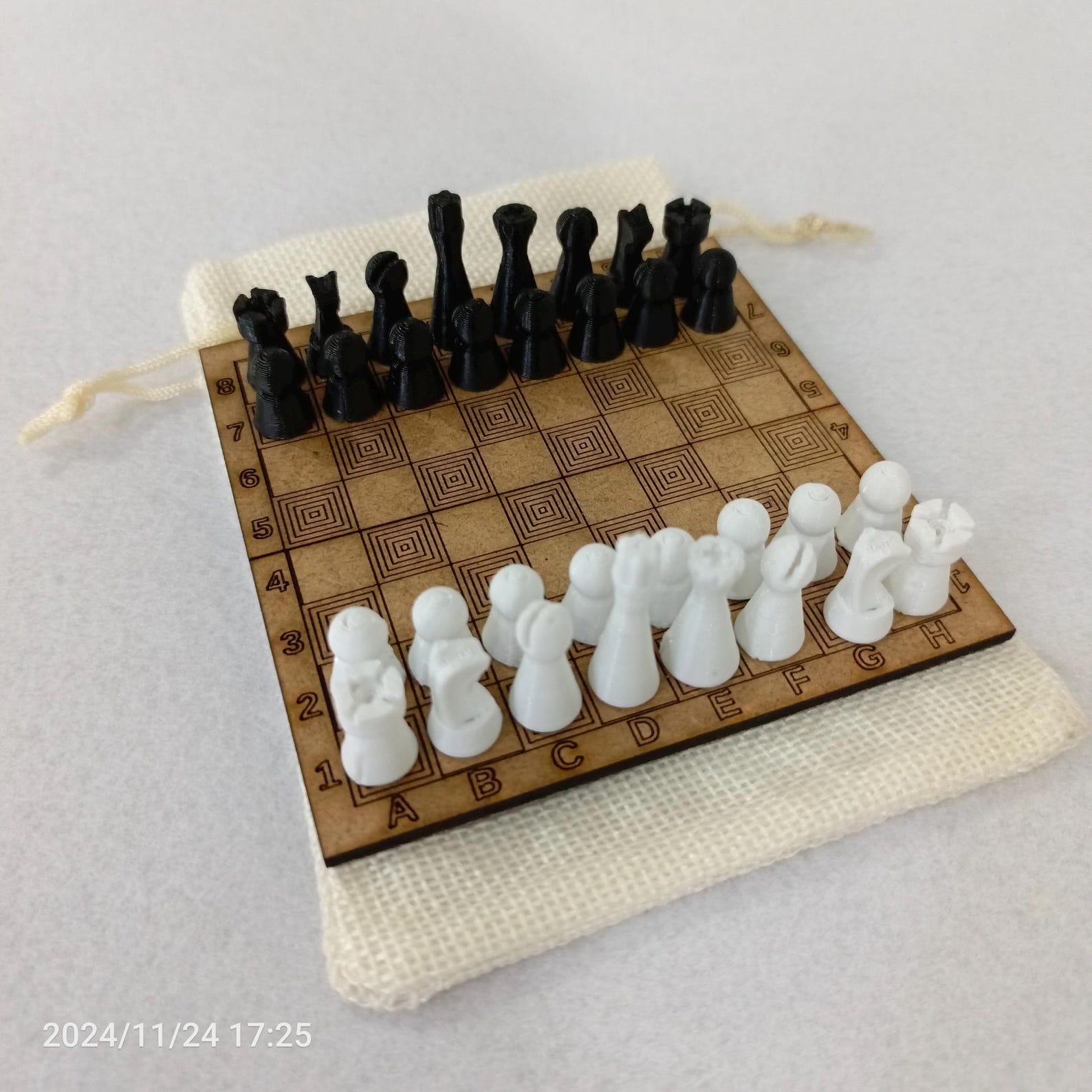 Pocket Chess, Mini Chess Set, Small Gift Chess Set, Chess for Travel ...