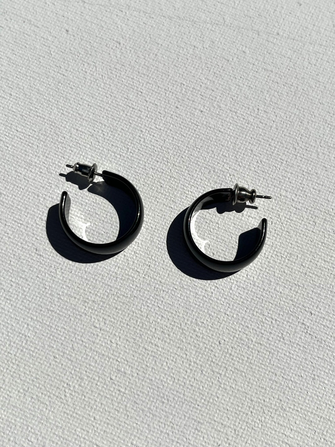 Vintage Black Metal Hoops Retro Hoops Black Earrings Cute - Etsy