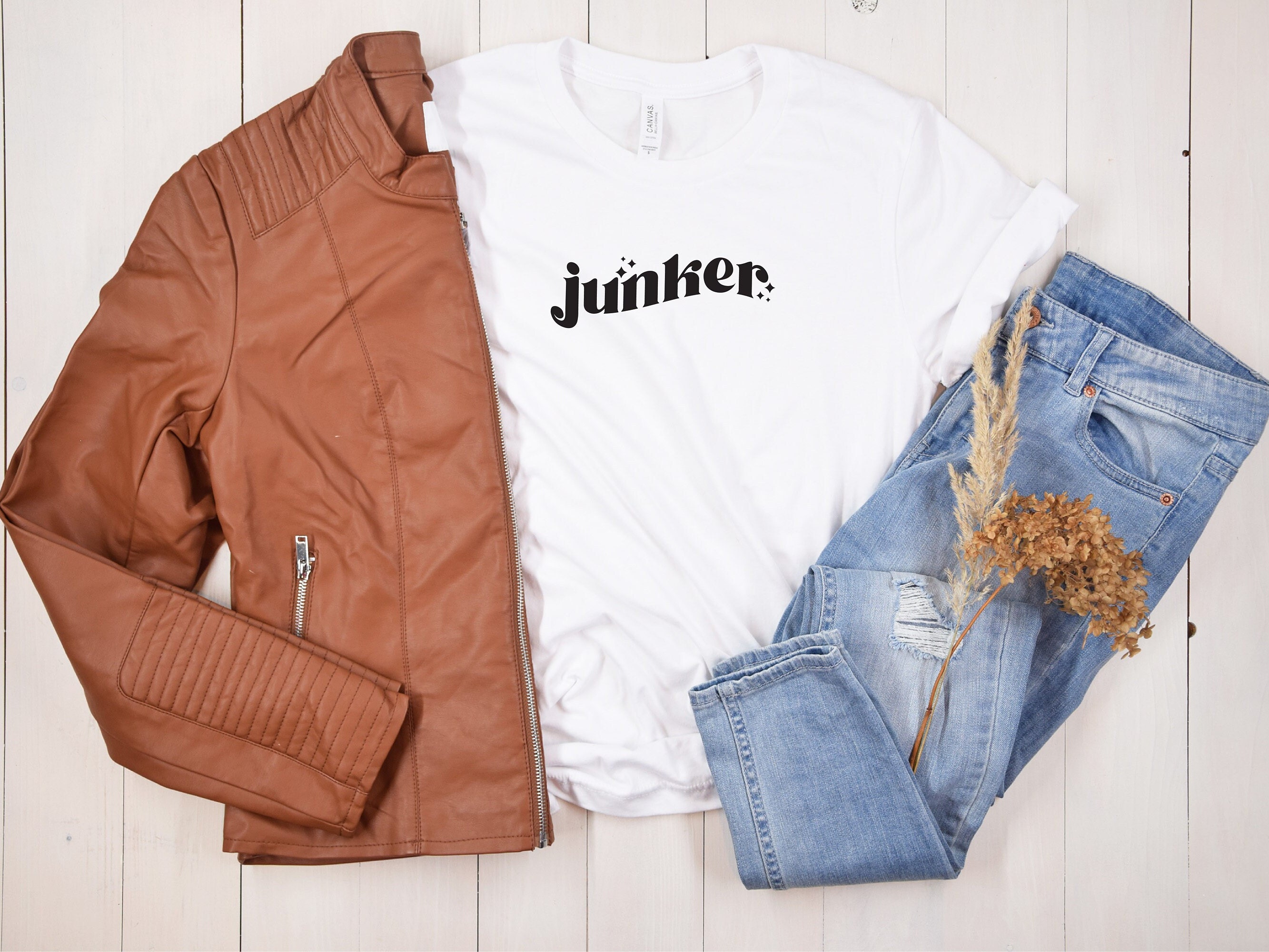 Junker SVG Files for Cricut Junking SVG Yard Sale Queen Sticker SVG I ...