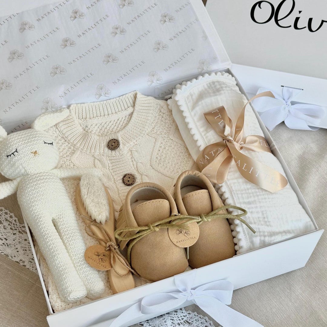 PERSONALIZED Baby Gift Box, Baby Boy Gift Box, Gender Neutral Baby Gift ...