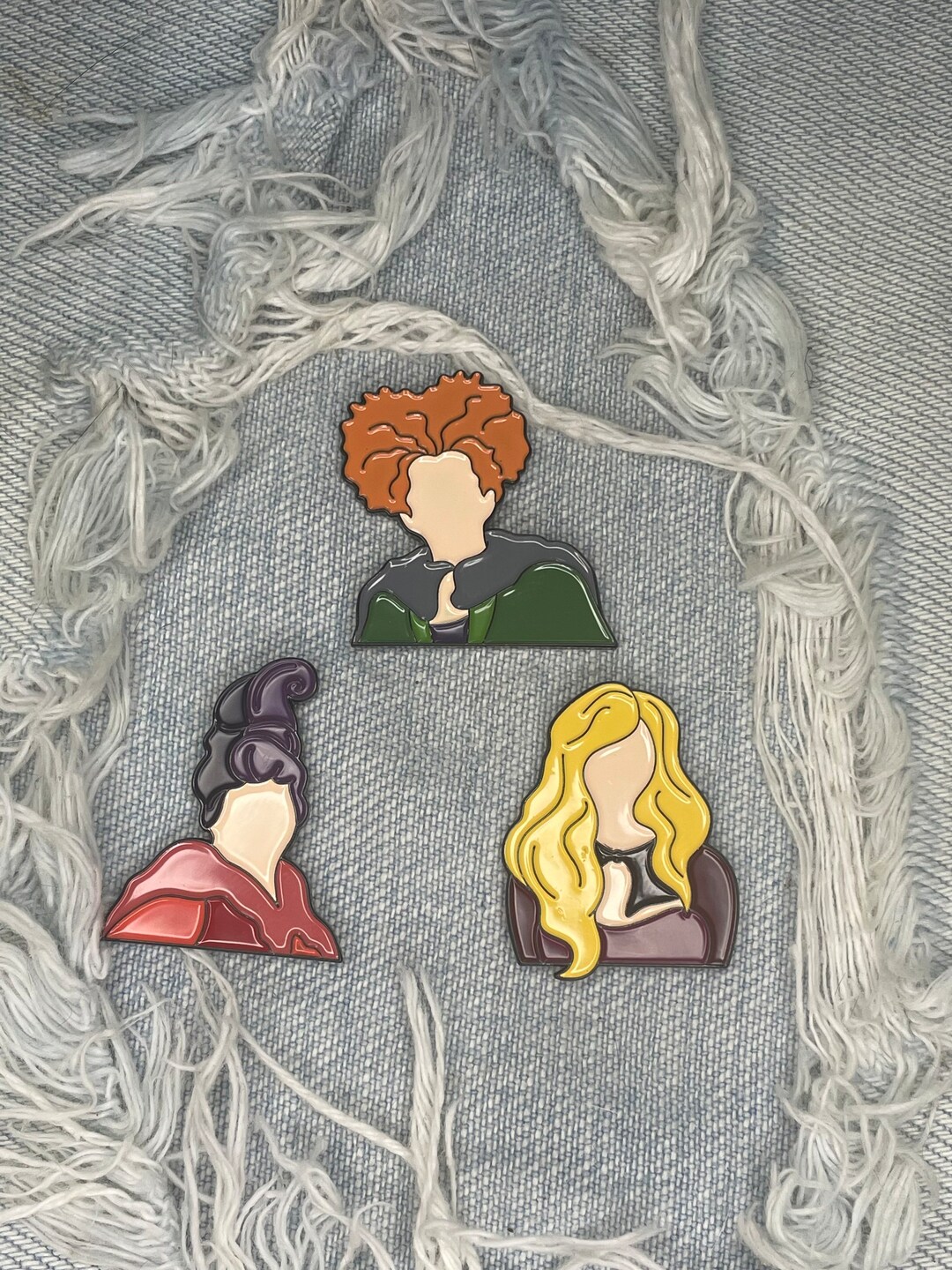 Three 3 Witch Sisters Spooky Halloween Pin - Etsy