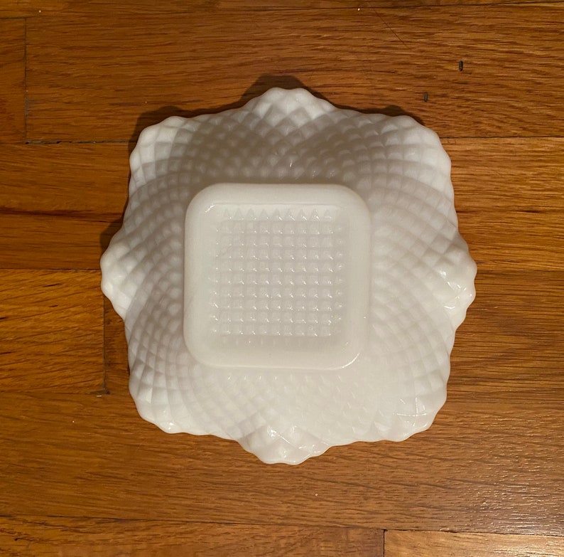 Vintage Diamond Pattern Milk Glass Candy Dish - Etsy