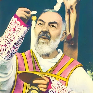Padre Pio Stigmata