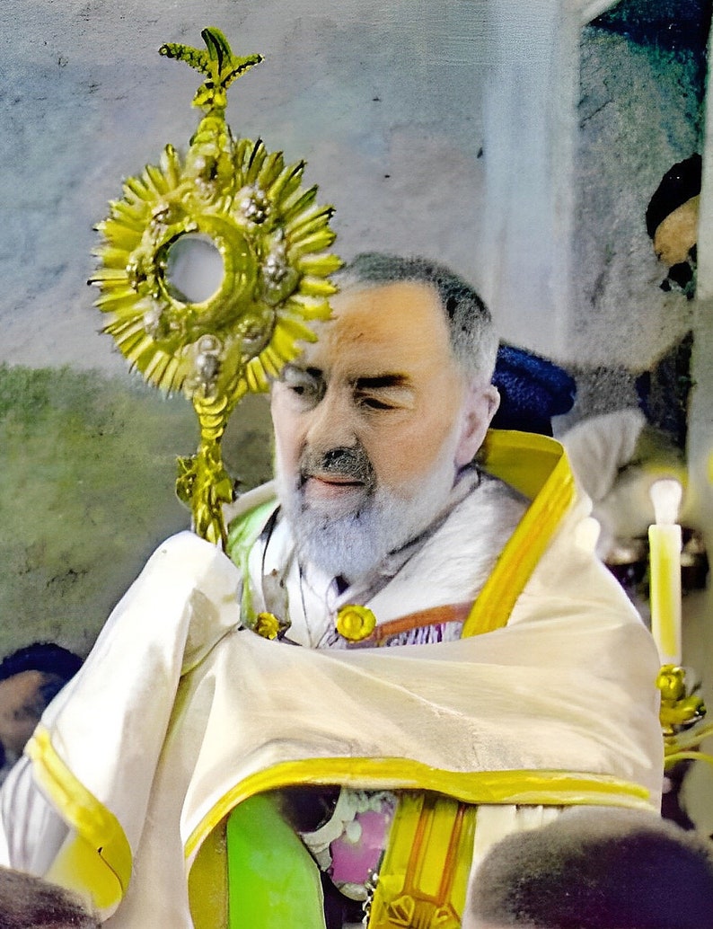 Padre Pio Eucharist Holy Mass Sacrifice Jesus Catholic Art - Etsy