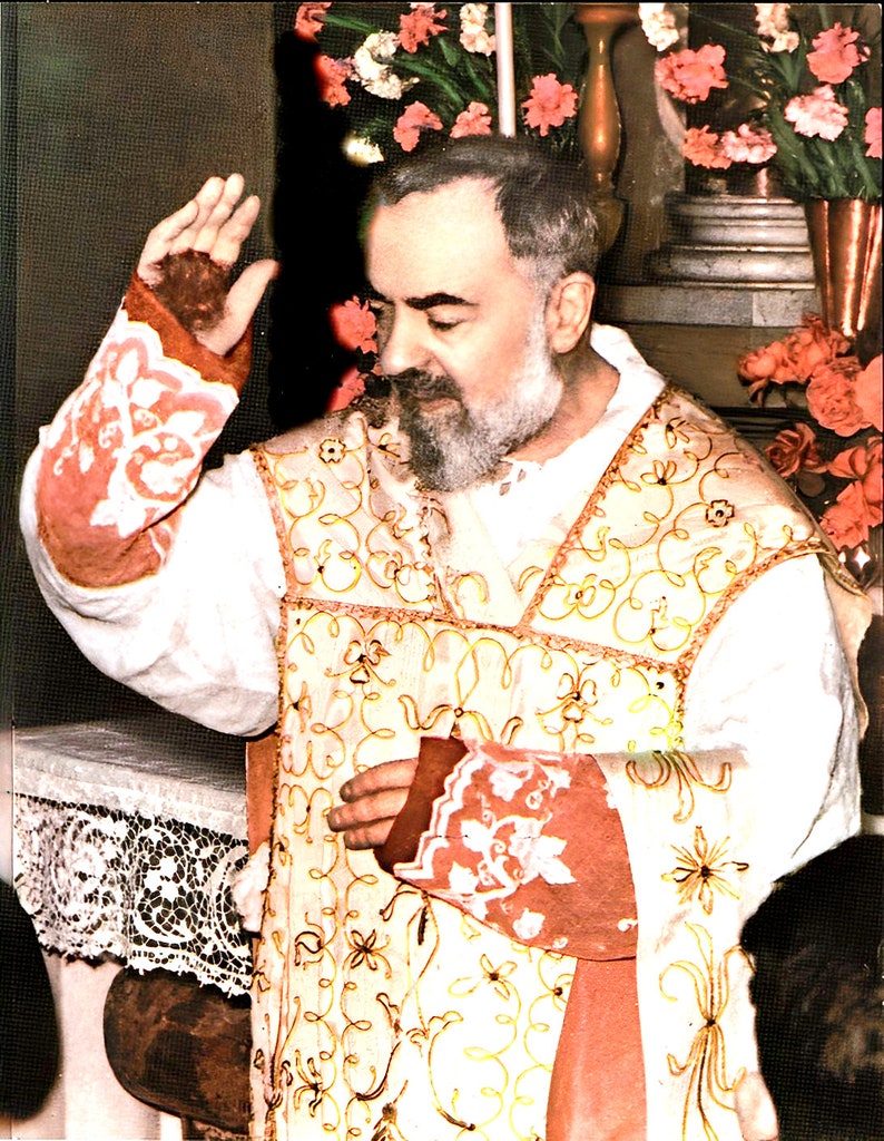 Padre Pio Blessing Holy Saint Stigmata Jesus Christ Italy Mystic ...
