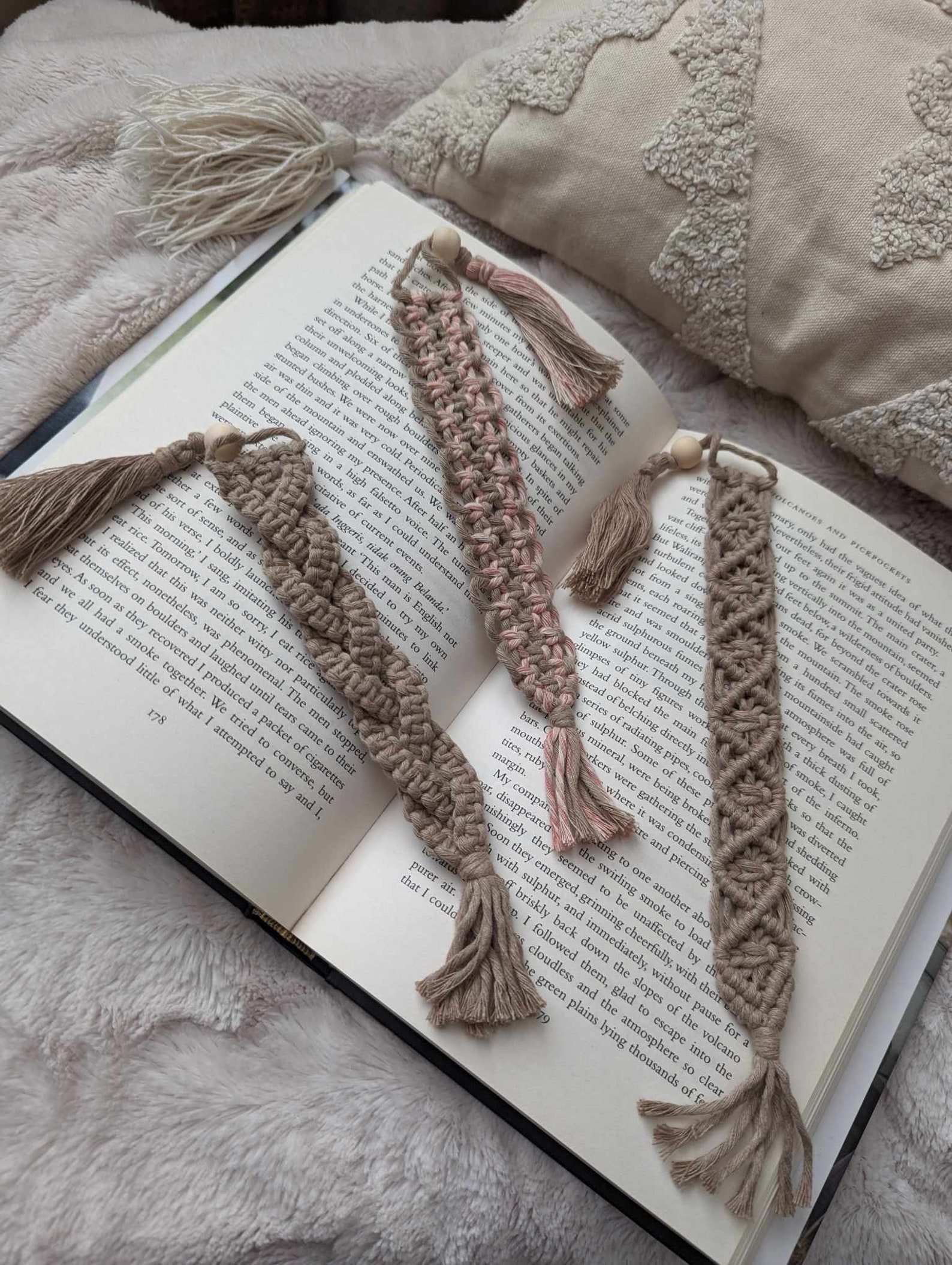 Handmade Macrame Bookmark, Gift Ideas, Boho Style, Book Accessory, Home ...