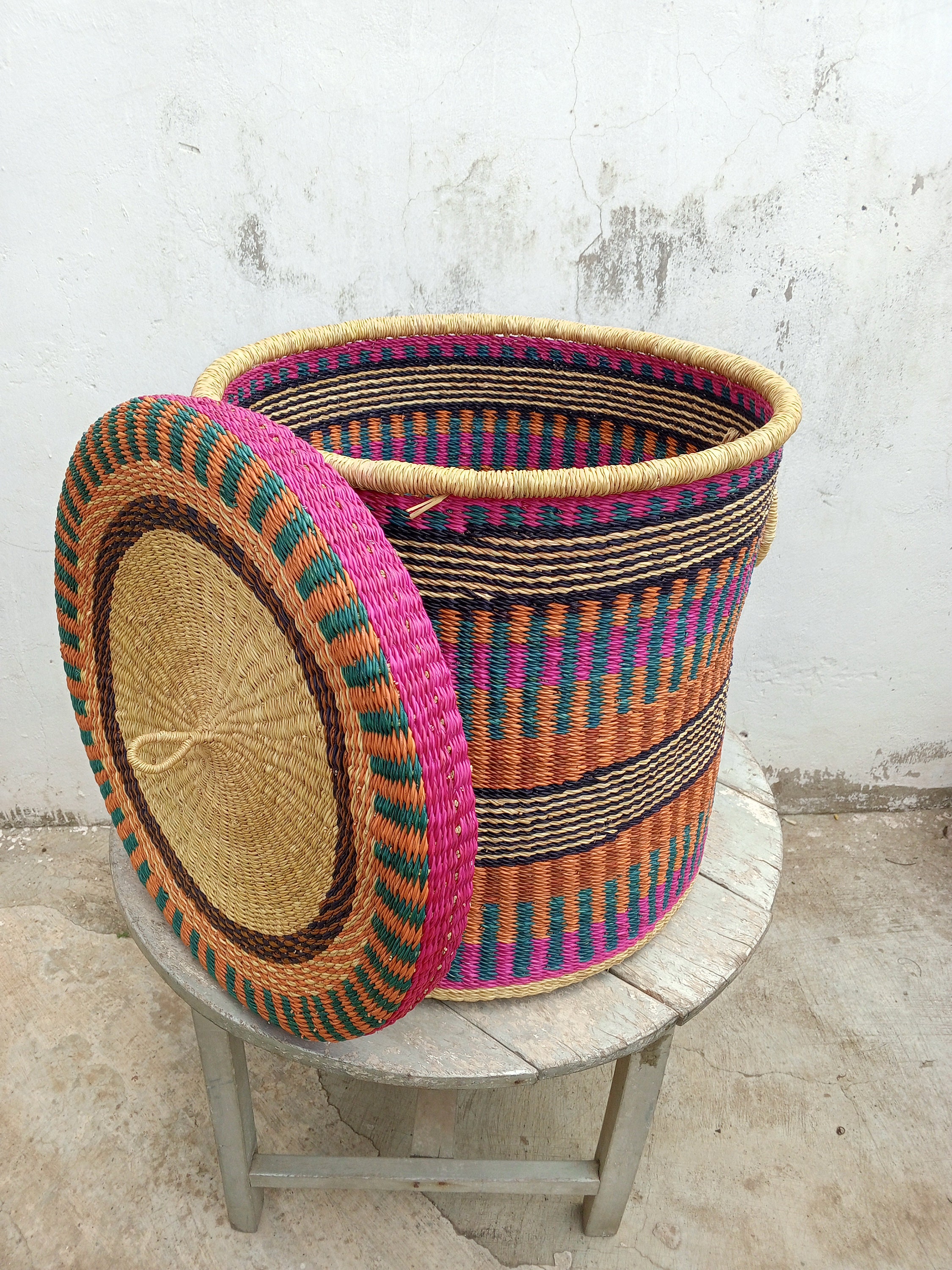 Handwoven Laundry Basket With Lid| Woven Floor Wicker Storage| Big ...