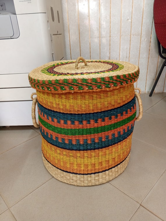 Laundromat basket store