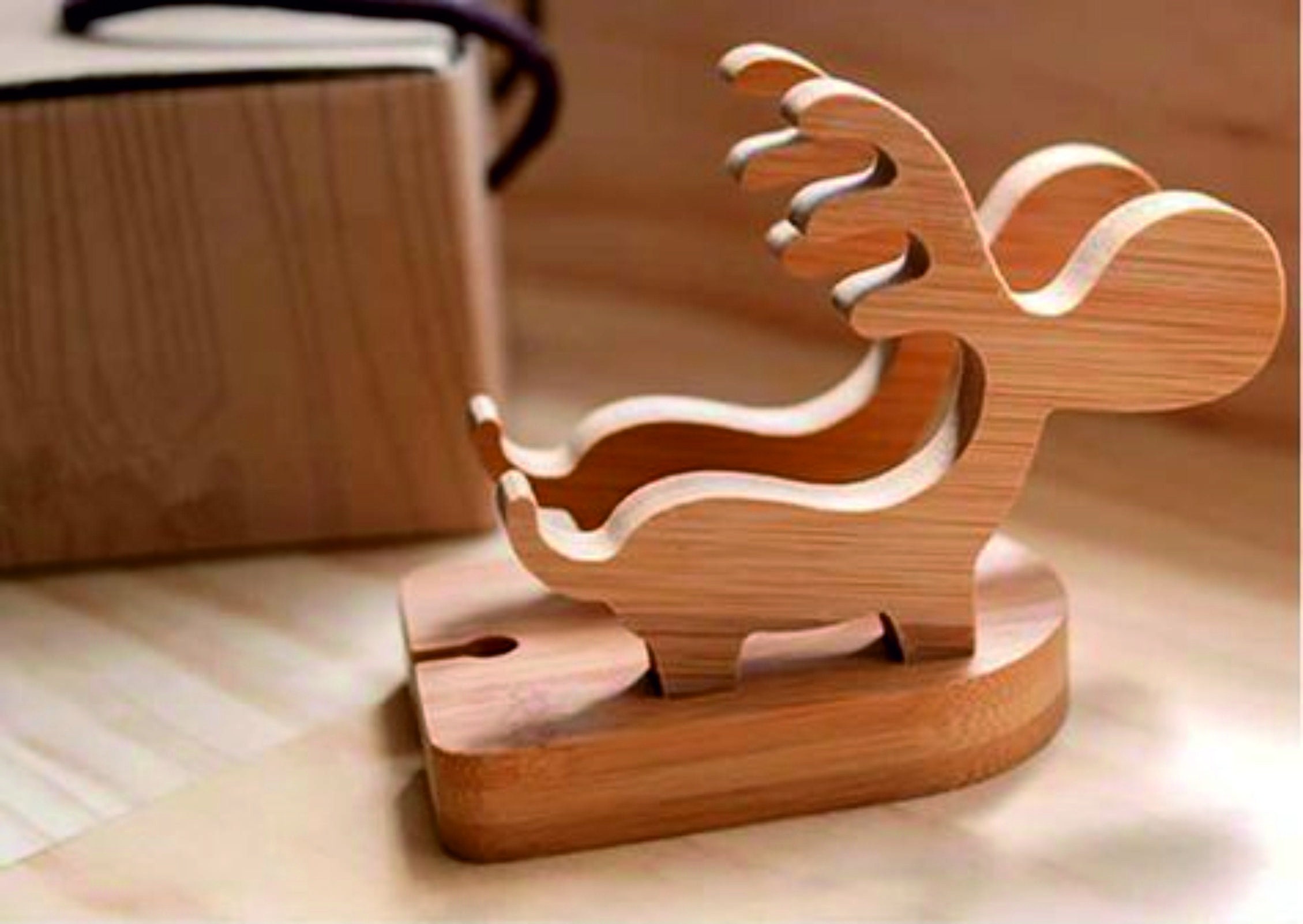 Wooden Deer Phone Stand - Etsy