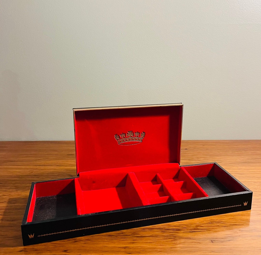Vintage SWANK Men's Jewelry Valet: Black & Red Velvet MCM Valet ...