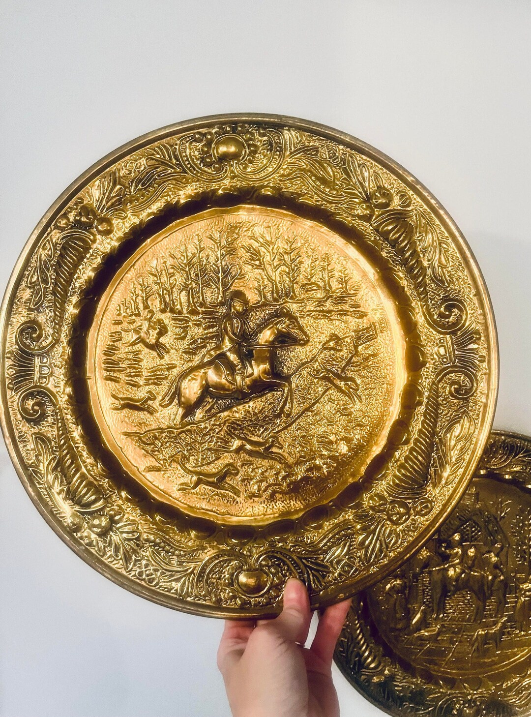 Vintage Pair of Round Embossed Brass English Equestrian Wall Plaques - Etsy