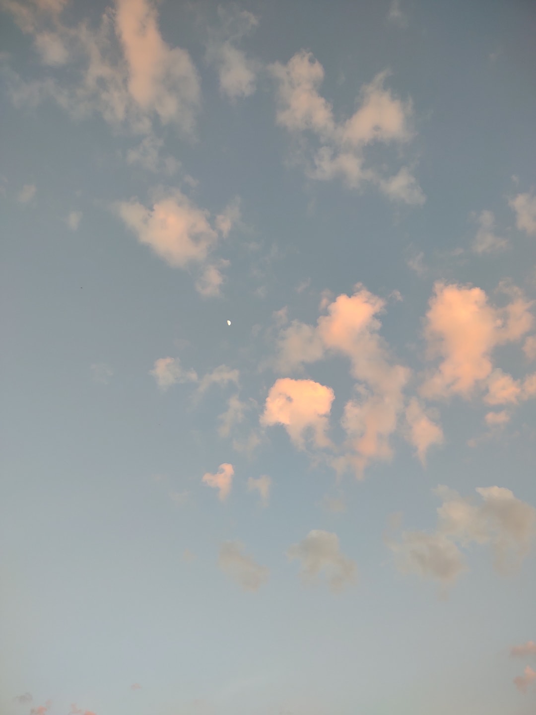 Clouds With Light Pink Highlights in Evening Sky Image - Etsy