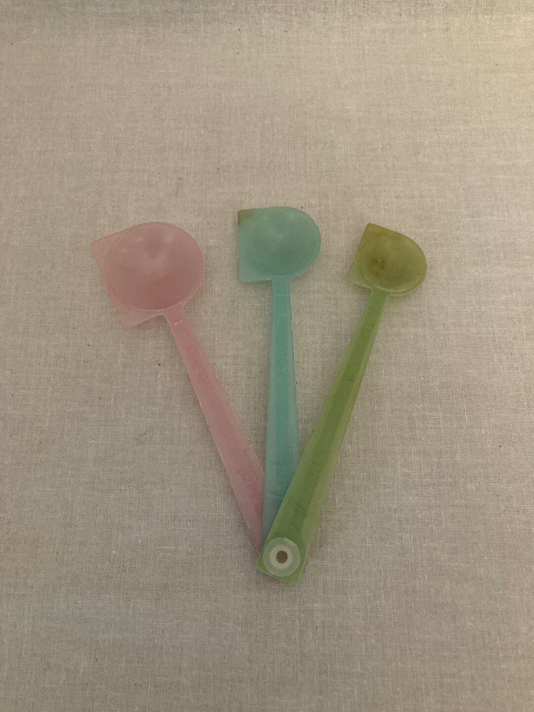 Vintage Tupperware Pastel Measuring Spoons - Etsy