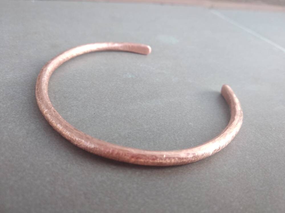 Handmade Hammered Copper Bangle Bracelet, Thin and Stylish Jewelry ...
