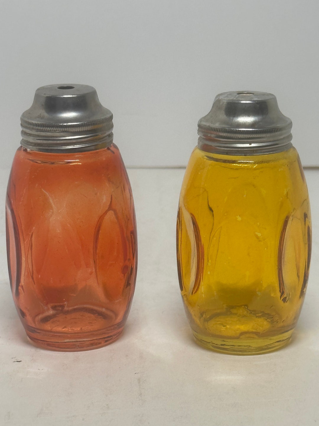 Airko Vintage Salt & Pepper Shakers - Etsy Airko Vintage Salt & Pepper Shakers - Etsy