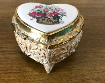 Heart Music Box Japan - Etsy